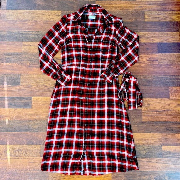 Universal Thread | Dresses | Universal Thread Goods Co Button Down ...